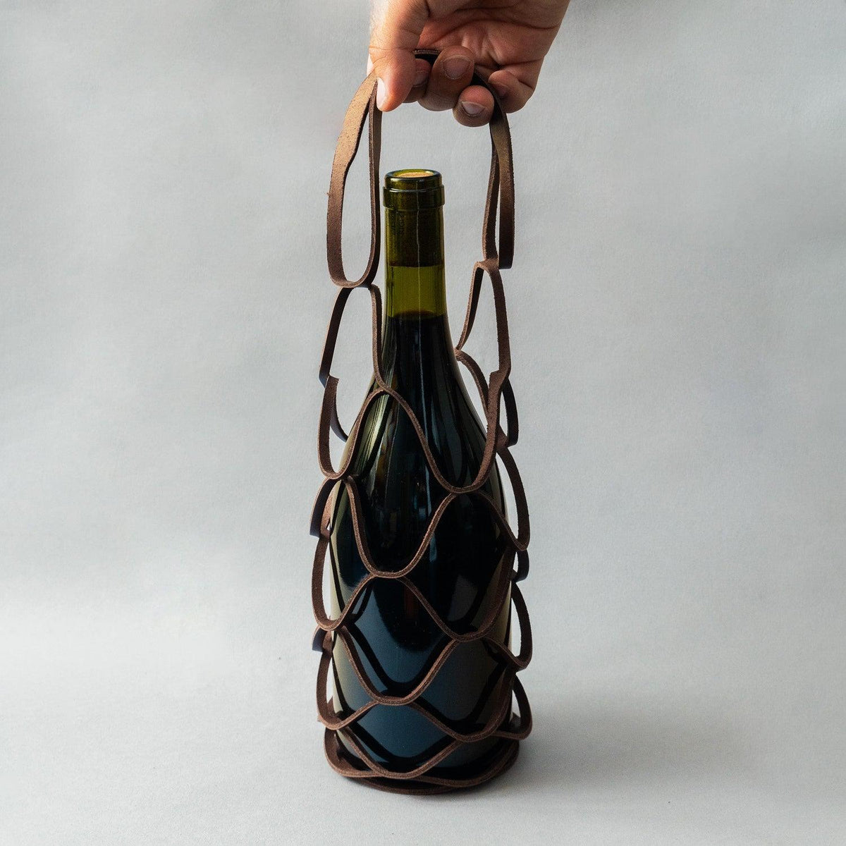 WINONA - Leather Bottle Bag (Chocolate)